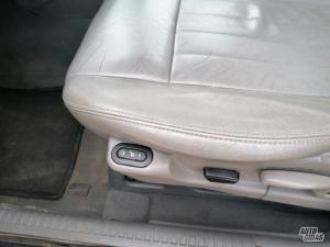 Blue Jeep Cherokee 2006 in Utena, with an engine capacity of 2.80 L and mileage of 146 thousand km for 2850 €, photo 16 on AUTOMOTO.COM.LV