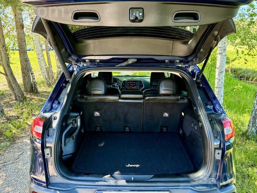 Zils Jeep Cherokee 2015 Rīga, ar dzinēja tilpumu 2.00 L un nobraukumu 165 tūkst. km par 10990 €, foto 5 vietnē AUTOMOTO.COM.LV