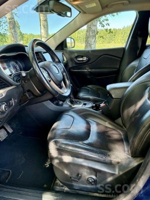 Zils Jeep Cherokee 2015 Rīga, ar dzinēja tilpumu 2.00 L un nobraukumu 165 tūkst. km par 10990 €, foto 12 vietnē AUTOMOTO.COM.LV