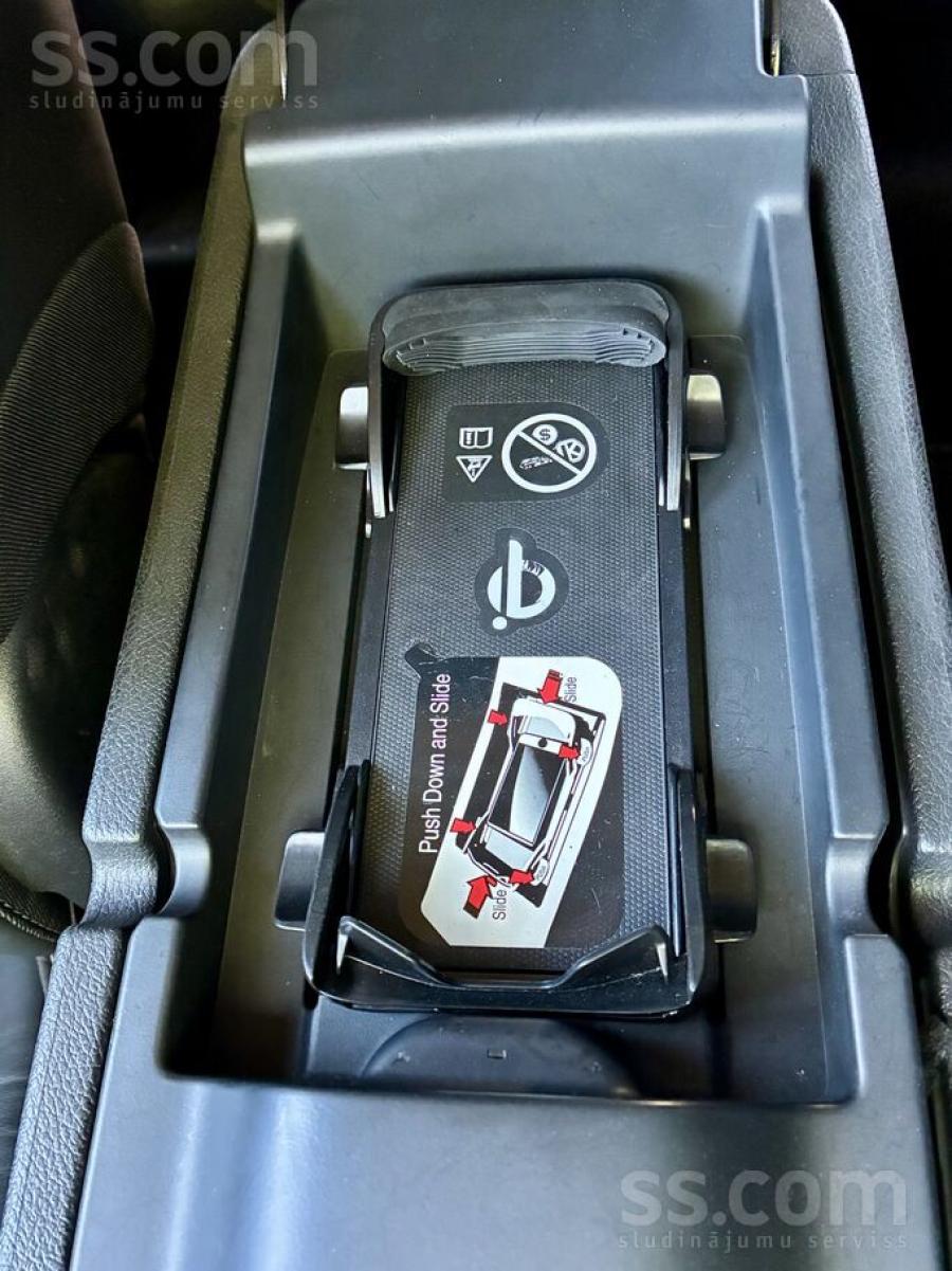 Zils Jeep Cherokee 2015 Rīga, ar dzinēja tilpumu 2.00 L un nobraukumu 165 tūkst. km par 10990 €, foto 22 vietnē AUTOMOTO.COM.LV