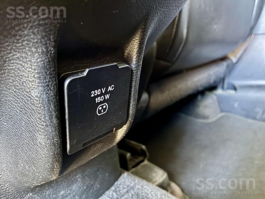 Zils Jeep Cherokee 2015 Rīga, ar dzinēja tilpumu 2.00 L un nobraukumu 165 tūkst. km par 10990 €, foto 23 vietnē AUTOMOTO.COM.LV