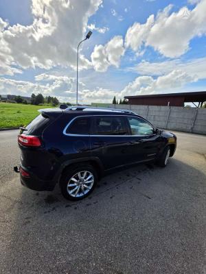 Zils Jeep Cherokee 2015 Tauragė, ar dzinēja tilpumu 2.18 L un nobraukumu 171 tūkst. km par 10500 €, foto 4 vietnē AUTOMOTO.COM.LV