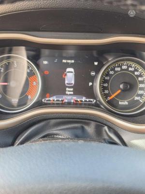 Zils Jeep Cherokee 2015 Tauragė, ar dzinēja tilpumu 2.18 L un nobraukumu 171 tūkst. km par 10500 €, foto 7 vietnē AUTOMOTO.COM.LV