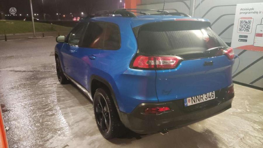 Zils Jeep Cherokee 2018 Panevēža, ar dzinēja tilpumu 2.40 L un nobraukumu 222 tūkst. km par 9700 €, foto 3 vietnē AUTOMOTO.COM.LV