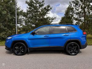 Zils Jeep Cherokee 2018 Klaipėda, ar dzinēja tilpumu 2.36 L un nobraukumu 139 tūkst. km par 9700 €, foto 7 vietnē AUTOMOTO.COM.LV