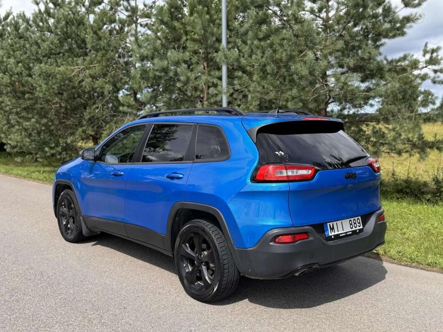 Zils Jeep Cherokee 2018 Klaipėda, ar dzinēja tilpumu 2.36 L un nobraukumu 139 tūkst. km par 9700 €, foto 12 vietnē AUTOMOTO.COM.LV