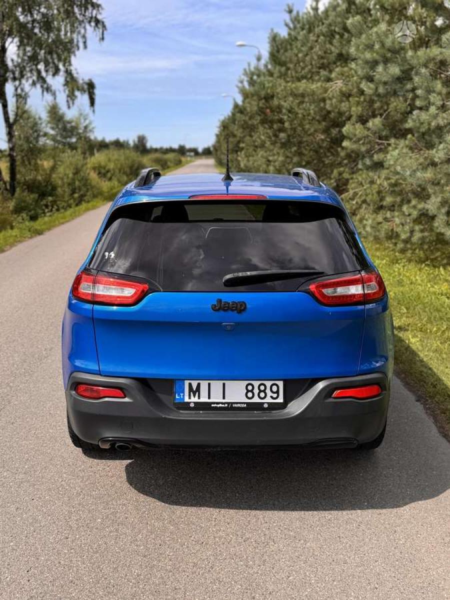 Zils Jeep Cherokee 2018 Klaipėda, ar dzinēja tilpumu 2.36 L un nobraukumu 139 tūkst. km par 9700 €, foto 13 vietnē AUTOMOTO.COM.LV
