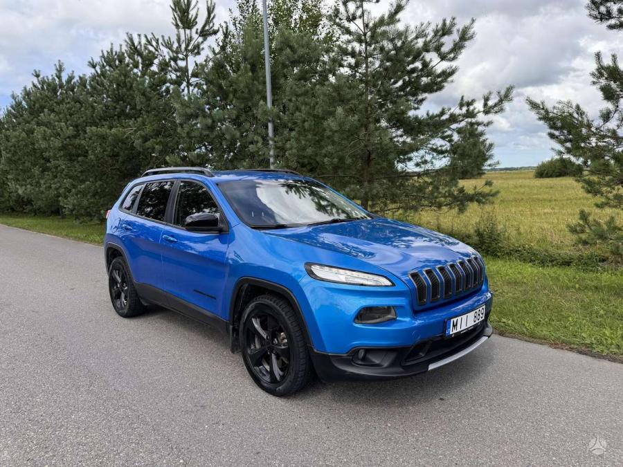 Zils Jeep Cherokee 2018 Klaipėda, ar dzinēja tilpumu 2.36 L un nobraukumu 139 tūkst. km par 9700 €, foto 25 vietnē AUTOMOTO.COM.LV