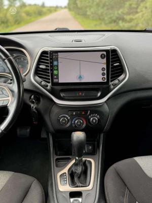 Zils Jeep Cherokee 2018 Klaipėda, ar dzinēja tilpumu 2.36 L un nobraukumu 139 tūkst. km par 9700 €, foto 30 vietnē AUTOMOTO.COM.LV