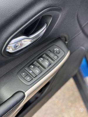 Zils Jeep Cherokee 2018 Klaipėda, ar dzinēja tilpumu 2.36 L un nobraukumu 139 tūkst. km par 9700 €, foto 33 vietnē AUTOMOTO.COM.LV