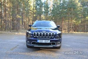 Blue Jeep Cherokee 2014 in Parnu, with an engine capacity of 2.00 L and mileage of 242 thousand km for 10500 €, photo 4 on AUTOMOTO.COM.LV