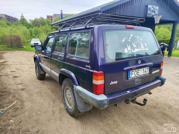 Jeep Cherokee 1998 Širvintos, ar dzinēja tilpumu 2.50 L un nobraukumu 230 tūkst. km par 3300 €, foto 3 vietnē AUTOMOTO.COM.LV