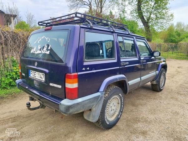 Jeep Cherokee 1998 Širvintos, ar dzinēja tilpumu 2.50 L un nobraukumu 230 tūkst. km par 3300 €, foto 5 vietnē AUTOMOTO.COM.LV