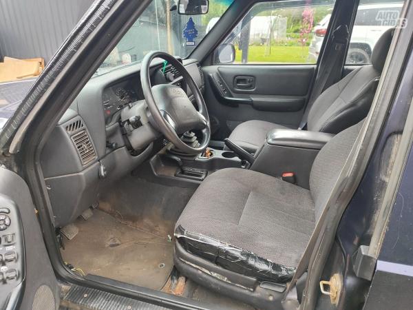Jeep Cherokee 1998 Širvintos, ar dzinēja tilpumu 2.50 L un nobraukumu 230 tūkst. km par 3300 €, foto 8 vietnē AUTOMOTO.COM.LV