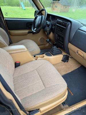 Jeep Cherokee 1998 in Tartu, with an engine capacity of 2.50 L and mileage of 279 thousand km for 5990 €, photo 6 on AUTOMOTO.COM.LV