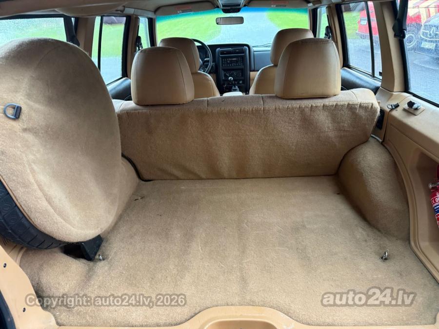 Jeep Cherokee 1998 in Tartu, with an engine capacity of 2.50 L and mileage of 279 thousand km for 5990 €, photo 8 on AUTOMOTO.COM.LV