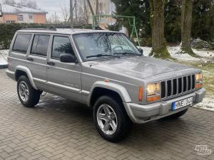 Jeep Cherokee 2000 in Raseiniai, with an engine capacity of 2.50 L and mileage of 254 thousand km for 3666 €, photo  on AUTOMOTO.COM.LV