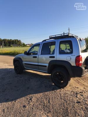 Jeep Cherokee 2002 Mažeikiai, ar dzinēja tilpumu 2.50 L un nobraukumu 243 tūkst. km par 3000 €, foto 4 vietnē AUTOMOTO.COM.LV