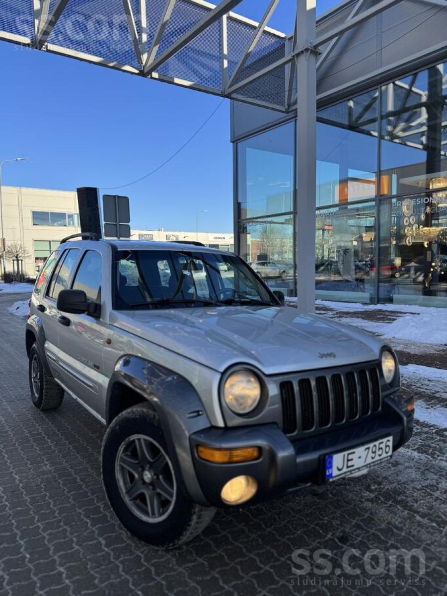 Jeep Cherokee 2003 in Riga, with an engine capacity of 2.80 L and mileage of 316 thousand km for 2600 €, photo 1 on AUTOMOTO.COM.LV