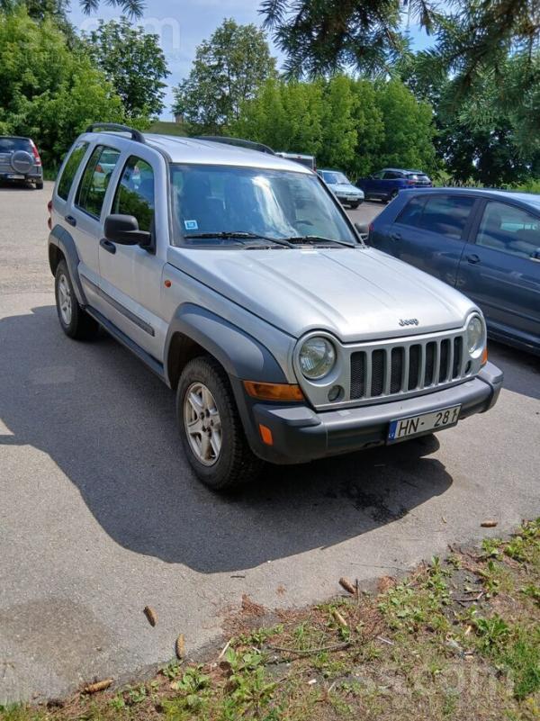 Jeep Cherokee 2005 Daugavpils, ar dzinēja tilpumu 2.80 L un nobraukumu 0 tūkst. km par 3650 €, foto 2 vietnē AUTOMOTO.COM.LV