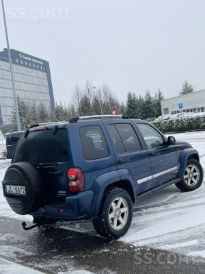 Jeep Cherokee 2005 in Riga, with an engine capacity of 2.80 L and mileage of 298 thousand km for 2750 €, photo 6 on AUTOMOTO.COM.LV