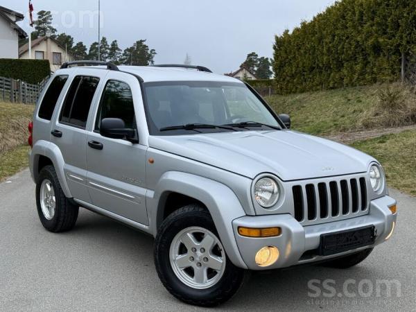Jeep Cherokee 2005 Rīga, ar dzinēja tilpumu 2.50 L un nobraukumu 285 tūkst. km par 5550 €, foto 3 vietnē AUTOMOTO.COM.LV