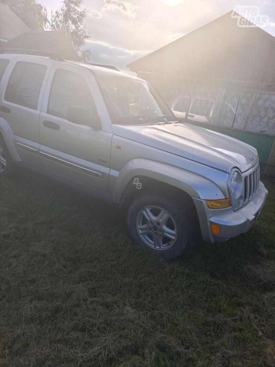 Jeep Cherokee 2006 Pakruojis, ar dzinēja tilpumu 2.80 L un nobraukumu 208 tūkst. km par 3700 €, foto 7 vietnē AUTOMOTO.COM.LV