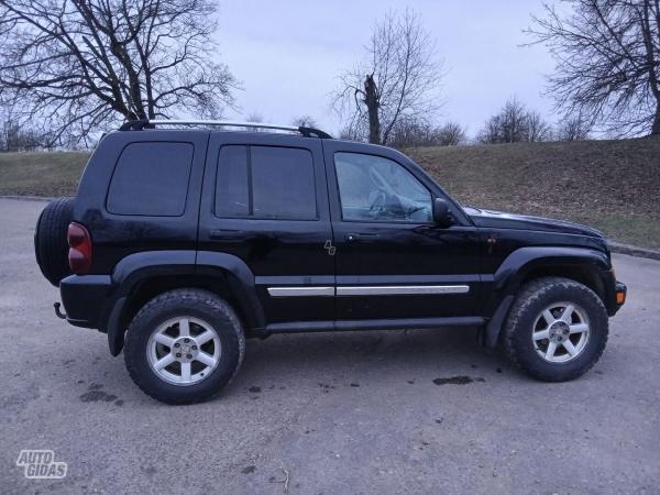 Jeep Cherokee 2007 in Kaunas, with an engine capacity of 2.80 L and mileage of 294 thousand km for 4800 €, photo 4 on AUTOMOTO.COM.LV