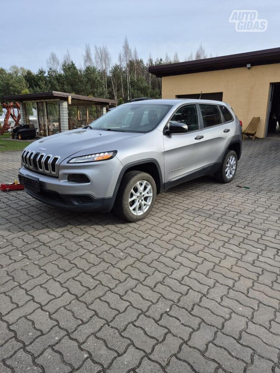 Jeep Cherokee 2014 in Klaipeda, with an engine capacity of 2.40 L and mileage of 345 thousand km for 5800 €, photo 1 on AUTOMOTO.COM.LV