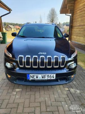 Jeep Cherokee 2014 Viļņa, ar dzinēja tilpumu 3.20 L un nobraukumu 150 tūkst. km par 5999 €, foto  vietnē AUTOMOTO.COM.LV