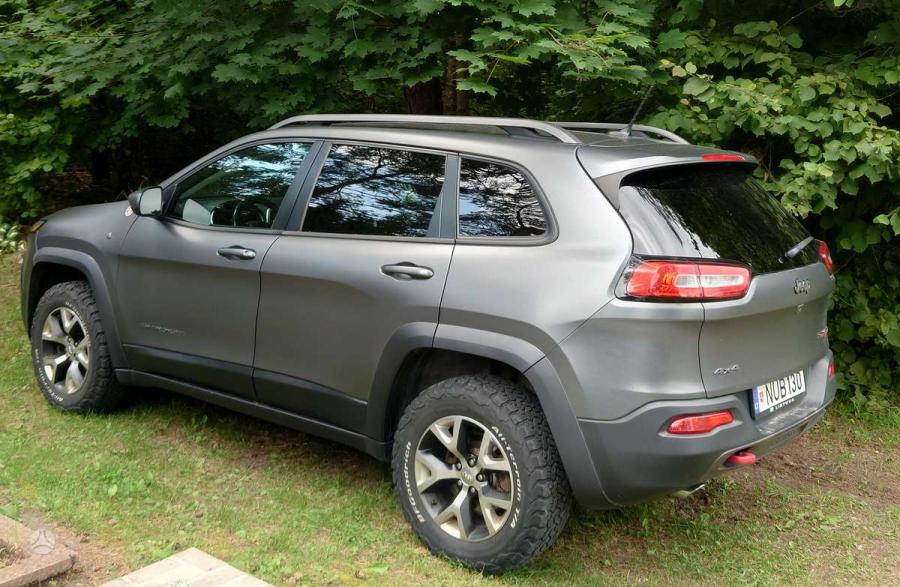Jeep Cherokee 2014 Viļņa, ar dzinēja tilpumu 3.24 L un nobraukumu 233 tūkst. km par 11900 €, foto 9 vietnē AUTOMOTO.COM.LV