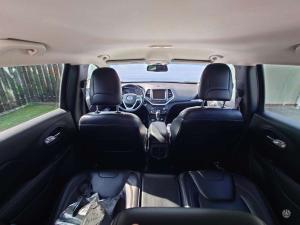 Jeep Cherokee 2014 Viļņa, ar dzinēja tilpumu 3.24 L un nobraukumu 233 tūkst. km par 11900 €, foto 15 vietnē AUTOMOTO.COM.LV