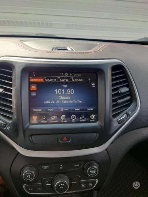 Jeep Cherokee 2014 Viļņa, ar dzinēja tilpumu 3.24 L un nobraukumu 233 tūkst. km par 11900 €, foto 28 vietnē AUTOMOTO.COM.LV