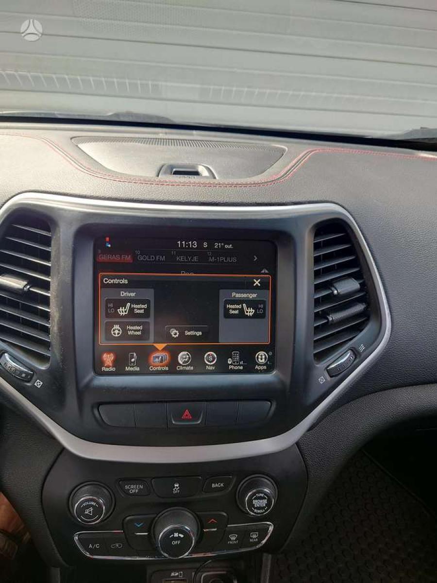 Jeep Cherokee 2014 Viļņa, ar dzinēja tilpumu 3.24 L un nobraukumu 233 tūkst. km par 11900 €, foto 29 vietnē AUTOMOTO.COM.LV