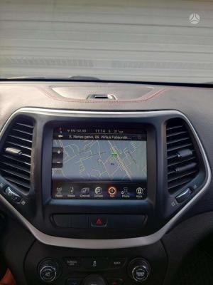 Jeep Cherokee 2014 Viļņa, ar dzinēja tilpumu 3.24 L un nobraukumu 233 tūkst. km par 11900 €, foto 30 vietnē AUTOMOTO.COM.LV