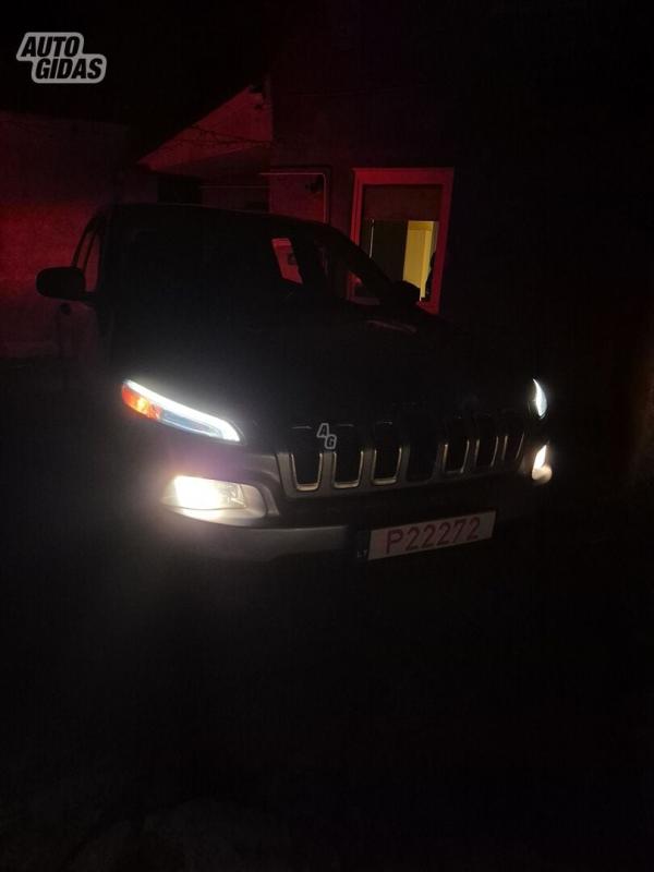 Jeep Cherokee 2014 in Klaipeda, with an engine capacity of 2.40 L and mileage of 345 thousand km for 6200 €, photo 8 on AUTOMOTO.COM.LV