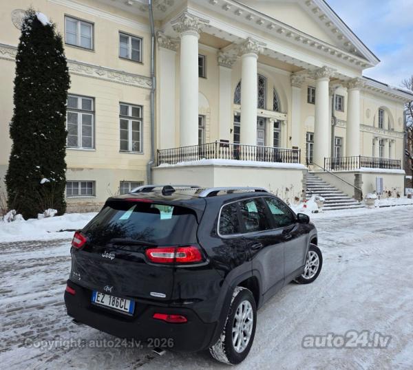 Jeep Cherokee 2015 Tallina, ar dzinēja tilpumu 2.00 L un nobraukumu 155 tūkst. km par 9980 €, foto 7 vietnē AUTOMOTO.COM.LV