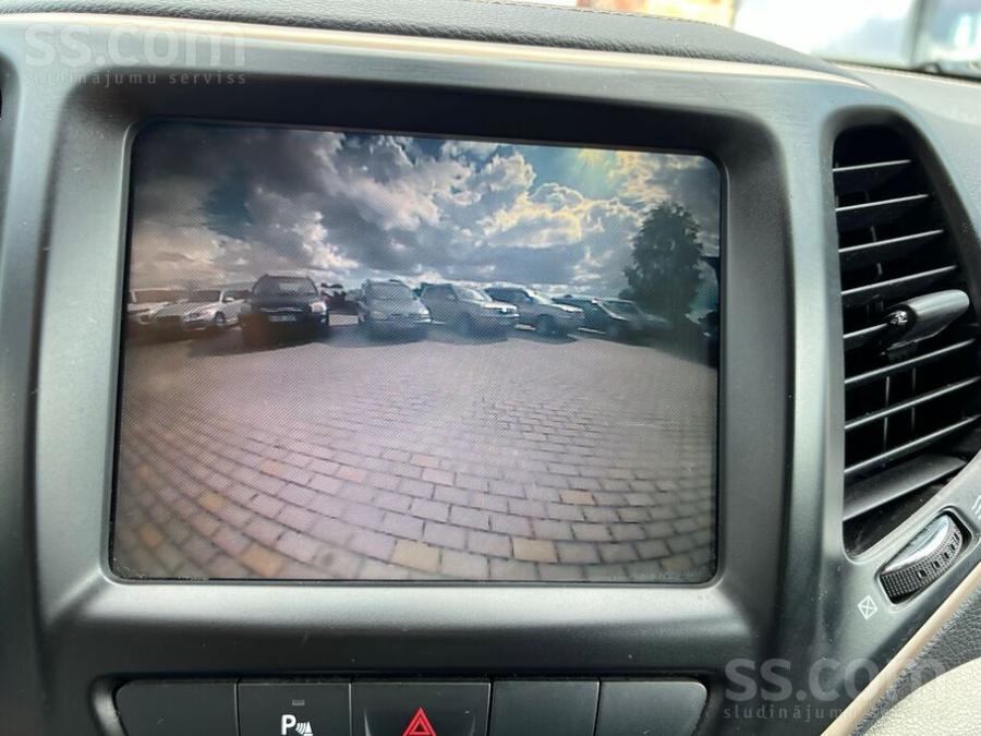 Джип Чероки 2015 в Талси, объемом двигателя 2.00 л и пробегом 236 тыс. км за 12970 €, фото 18 на AUTOMOTO.COM.LV