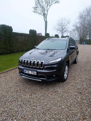 Jeep Cherokee 2016 in Kaunas, with an engine capacity of 2.20 L and mileage of 269 thousand km for 10300 €, photo 2 on AUTOMOTO.COM.LV