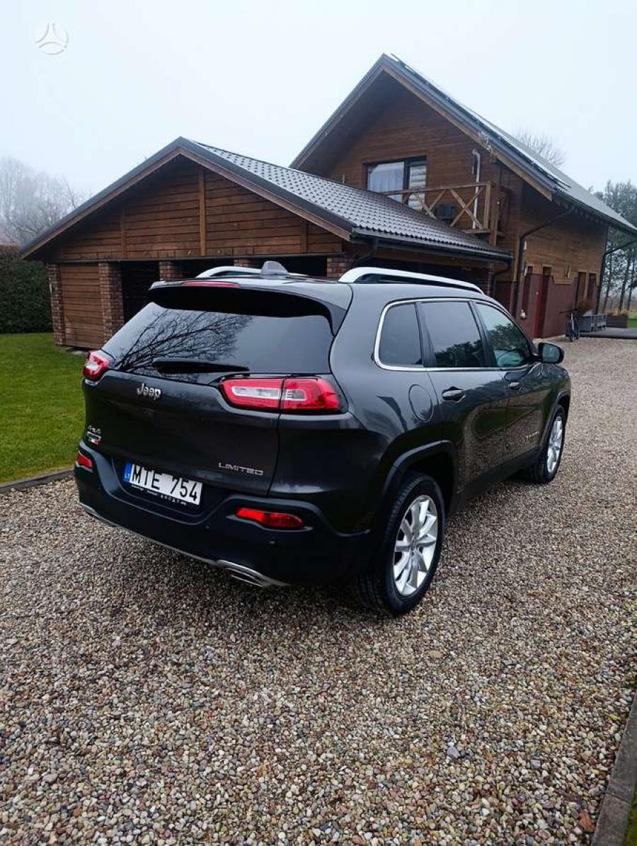 Jeep Cherokee 2016 in Kaunas, with an engine capacity of 2.20 L and mileage of 269 thousand km for 10300 €, photo 7 on AUTOMOTO.COM.LV