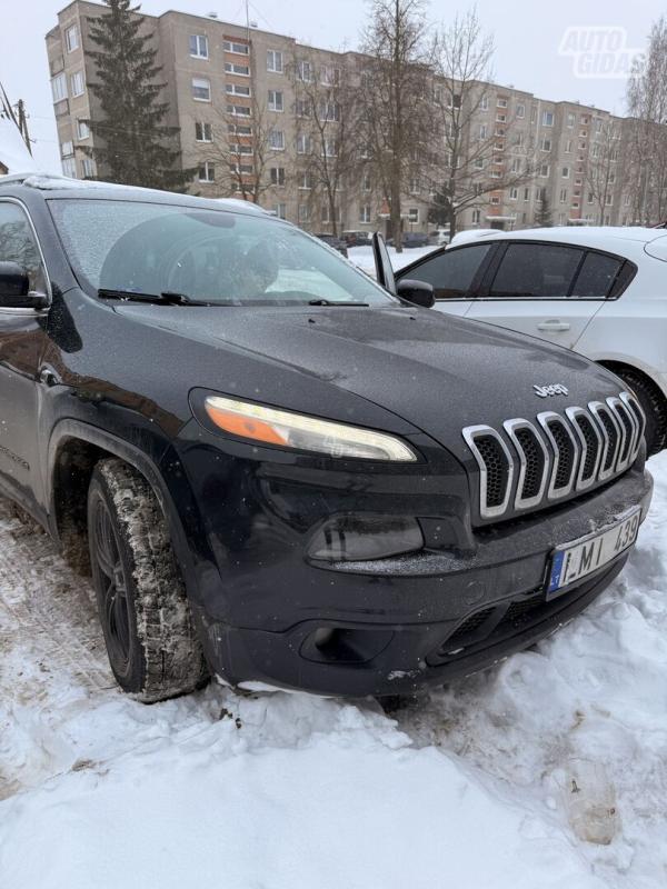 Jeep Cherokee 2016 in Mazeikiai, with an engine capacity of 2.40 L and mileage of 166 thousand km for 9700 €, photo 1 on AUTOMOTO.COM.LV