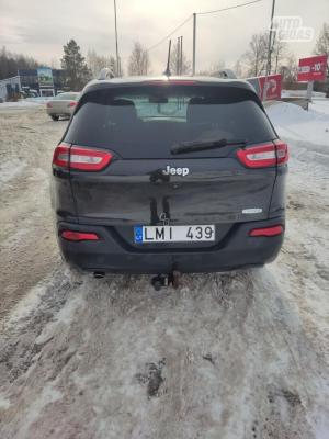 Jeep Cherokee 2016 in Mazeikiai, with an engine capacity of 2.40 L and mileage of 166 thousand km for 9700 €, photo 6 on AUTOMOTO.COM.LV