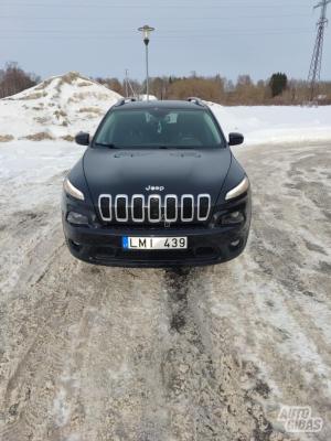 Jeep Cherokee 2016 in Mazeikiai, with an engine capacity of 2.40 L and mileage of 166 thousand km for 9700 €, photo 7 on AUTOMOTO.COM.LV