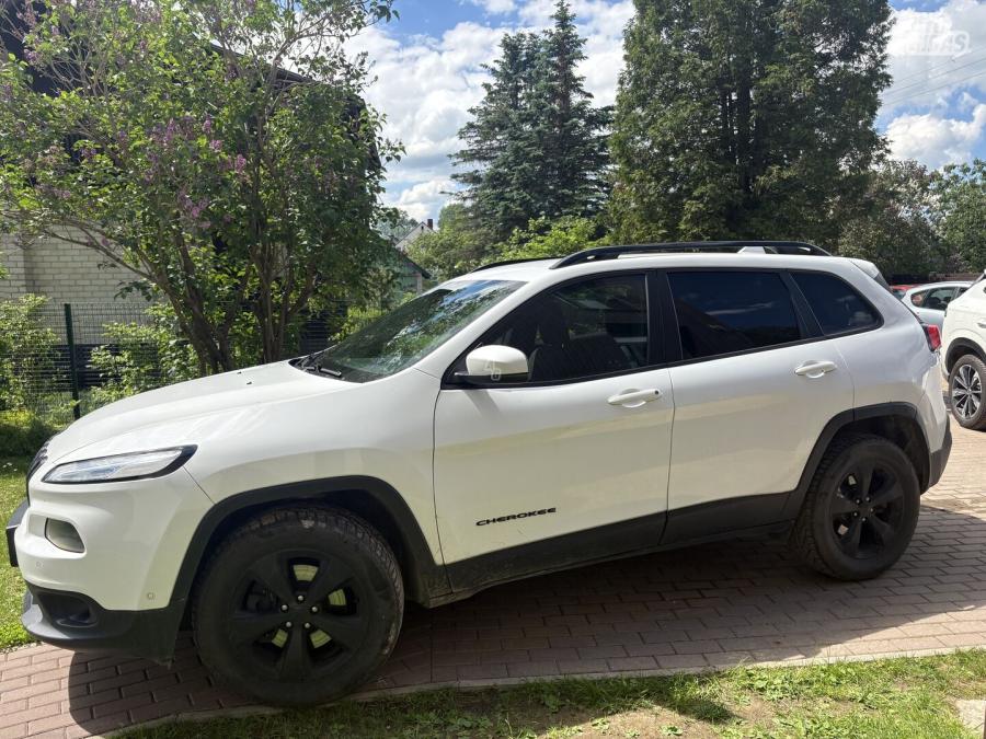 Jeep Cherokee 2016 Viļņa, ar dzinēja tilpumu 2.00 L un nobraukumu 252 tūkst. km par 7100 €, foto 4 vietnē AUTOMOTO.COM.LV