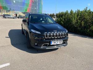 Jeep Cherokee 2016 in Siauliai, with an engine capacity of 2.18 L and mileage of 192 thousand km for 7700 €, photo  on AUTOMOTO.COM.LV