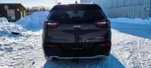 Jeep Cherokee 2017 in Siauliai, with an engine capacity of 2.00 L and mileage of 133 thousand km for 11250 €, photo 5 on AUTOMOTO.COM.LV
