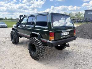 Zaļš Jeep Cherokee 1995 Šauļi, ar dzinēja tilpumu 2.50 L un nobraukumu 250 tūkst. km par 5500 €, foto 4 vietnē AUTOMOTO.COM.LV