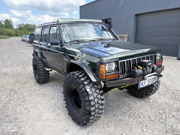 Zaļš Jeep Cherokee 1995 Šauļi, ar dzinēja tilpumu 2.50 L un nobraukumu 250 tūkst. km par 5500 €, foto 5 vietnē AUTOMOTO.COM.LV