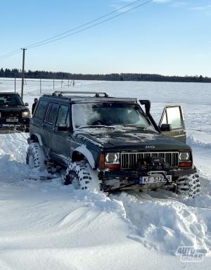 Zaļš Jeep Cherokee 1995 Šauļi, ar dzinēja tilpumu 2.50 L un nobraukumu 250 tūkst. km par 5500 €, foto 11 vietnē AUTOMOTO.COM.LV