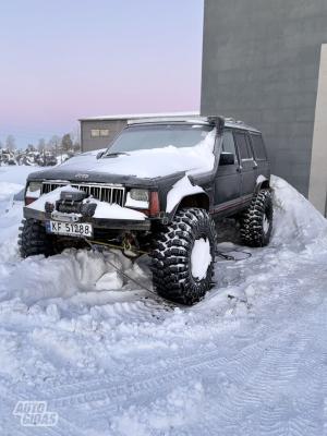 Zaļš Jeep Cherokee 1995 Šauļi, ar dzinēja tilpumu 2.50 L un nobraukumu 250 tūkst. km par 5500 €, foto 12 vietnē AUTOMOTO.COM.LV